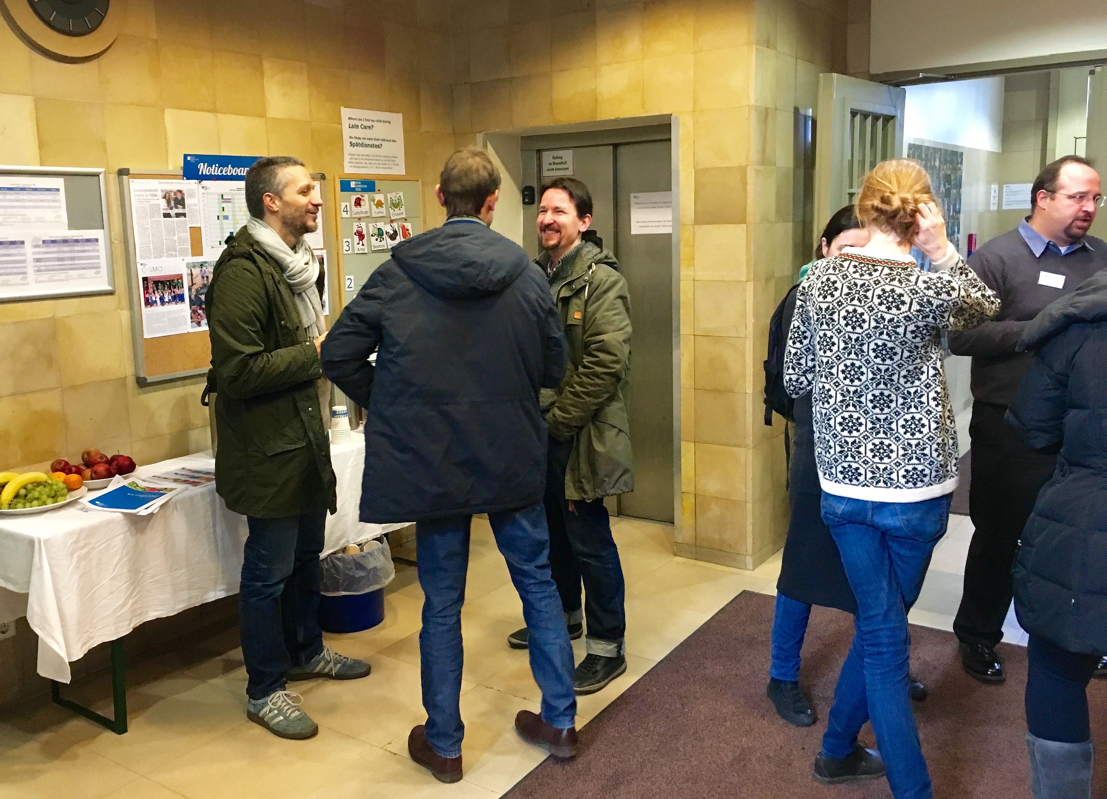 Coffee Morning mit Herrn Johnson - Berlin Cosmopolitan School